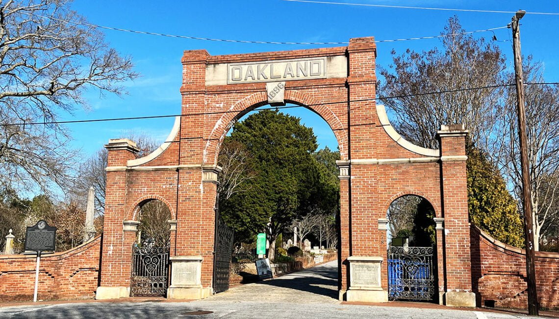 Oakland Cemetery Guide: Atlanta Art, Architecture and Gardens - Atlanta ...