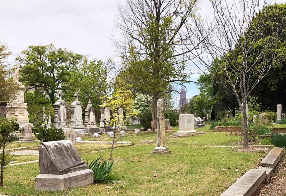 Oakland Cemetery Guide: Atlanta Art, Architecture and Gardens - Atlanta ...