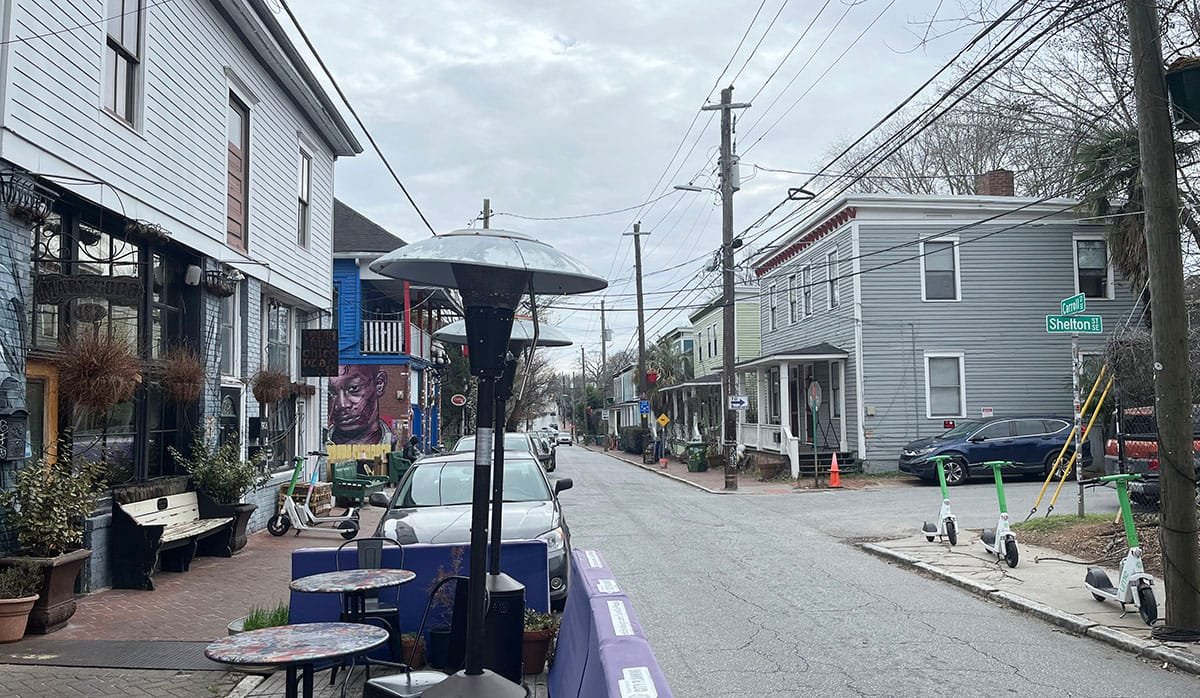 Atlanta: Cabbagetown Neighborhood Guide - Atlanta and Beyond