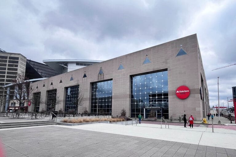 Mercedes-Benz Stadium & State Farm Arena: A Local Guide for Concerts ...